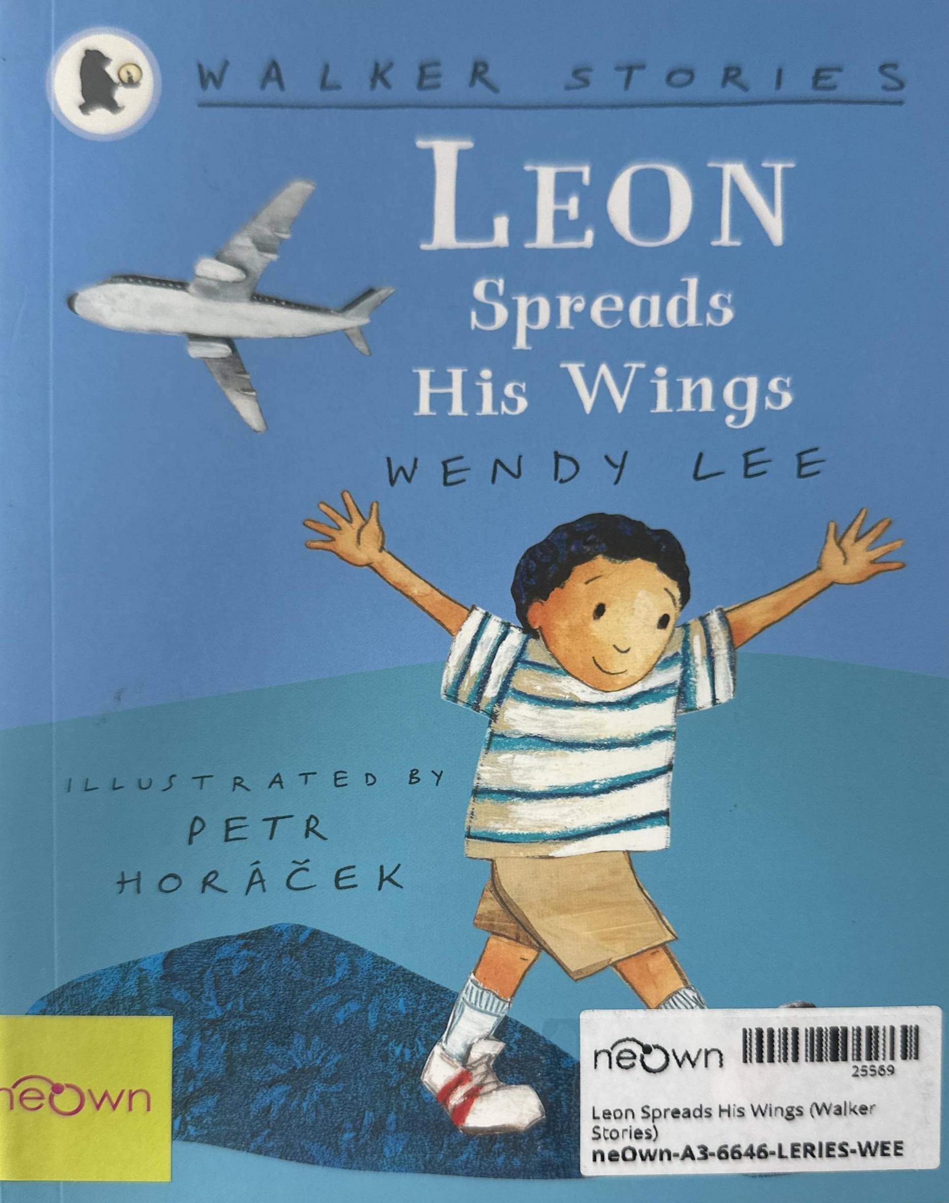 Leon Spreads His Wings (Walker Stories)